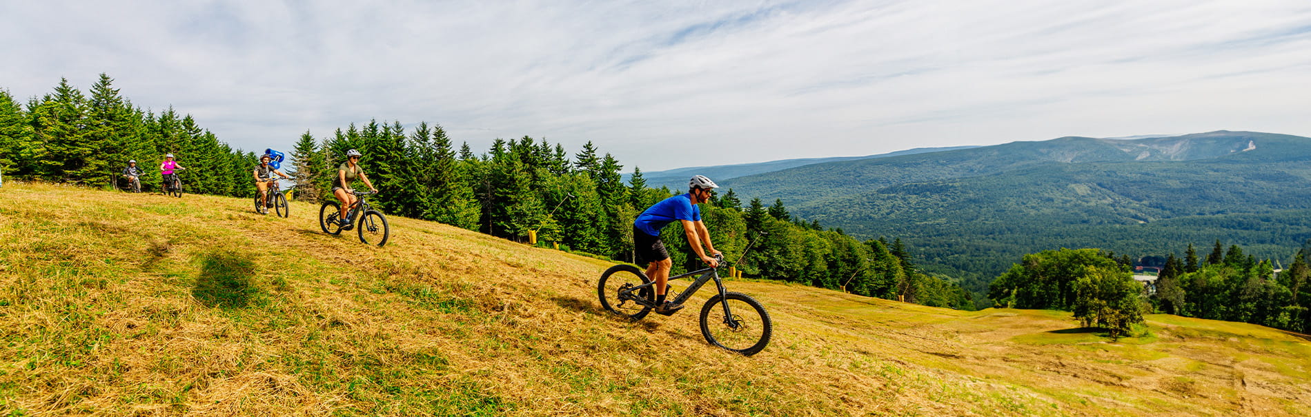 Hiking, Biking & Lake Activities | Snowshoe Mountain Resort