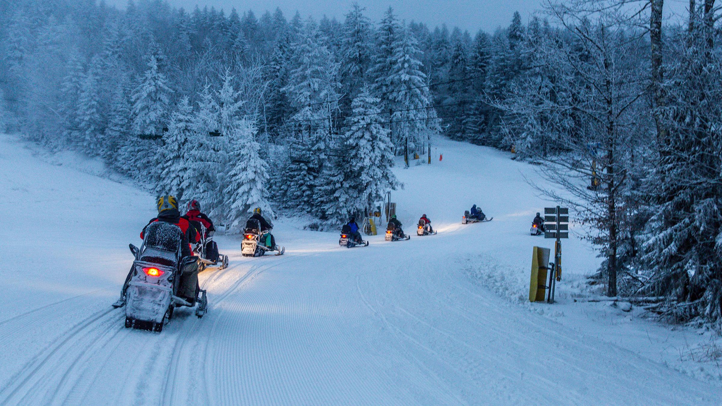 Snowmobile Tours | Snowshoe Mountain
